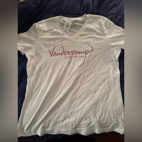 lisa vanderpump | Tops | Nwt Lisa Vanderpump Las Vegas V Neck Shirt ...